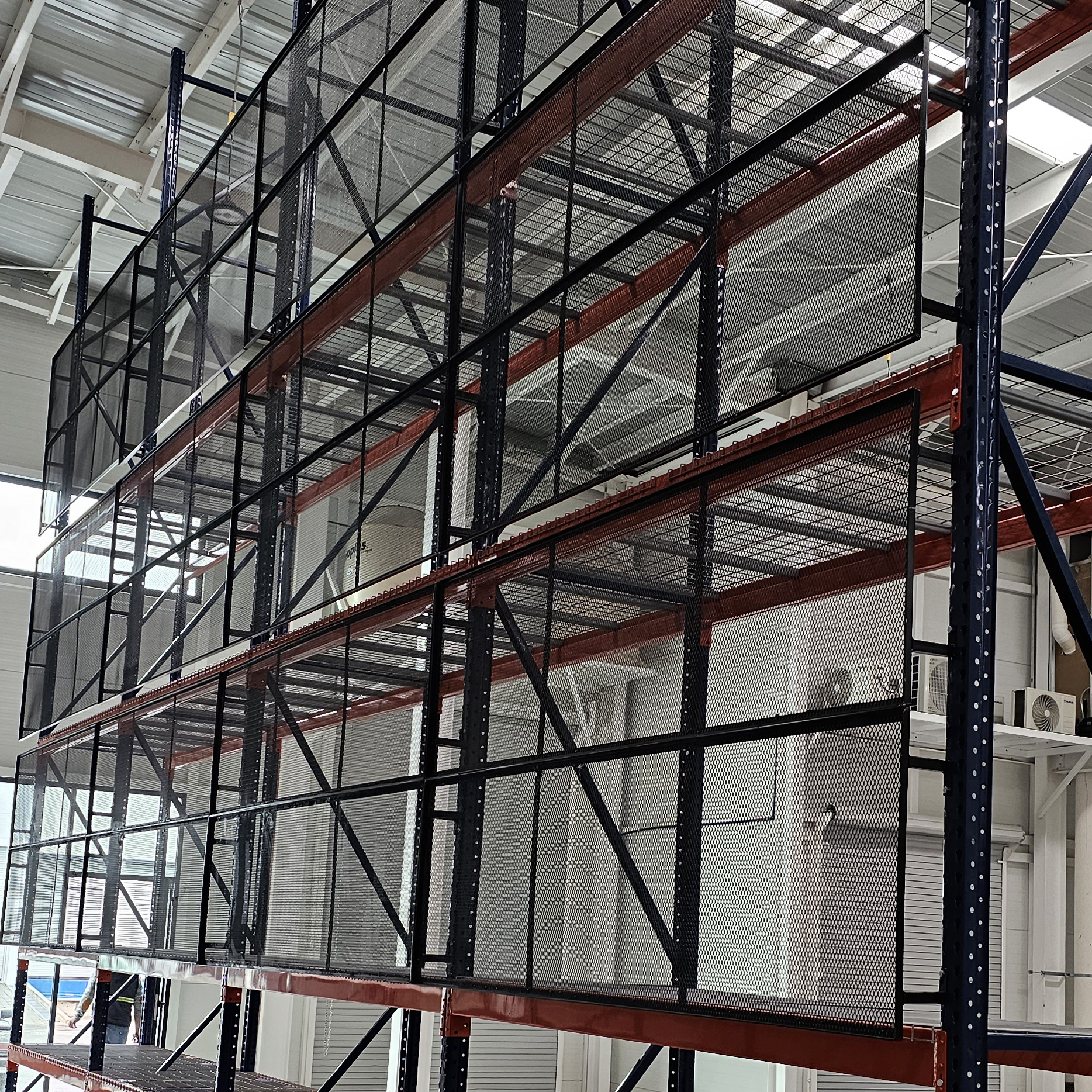 Soluciones integrales en almacenamiento | Racks Industriales